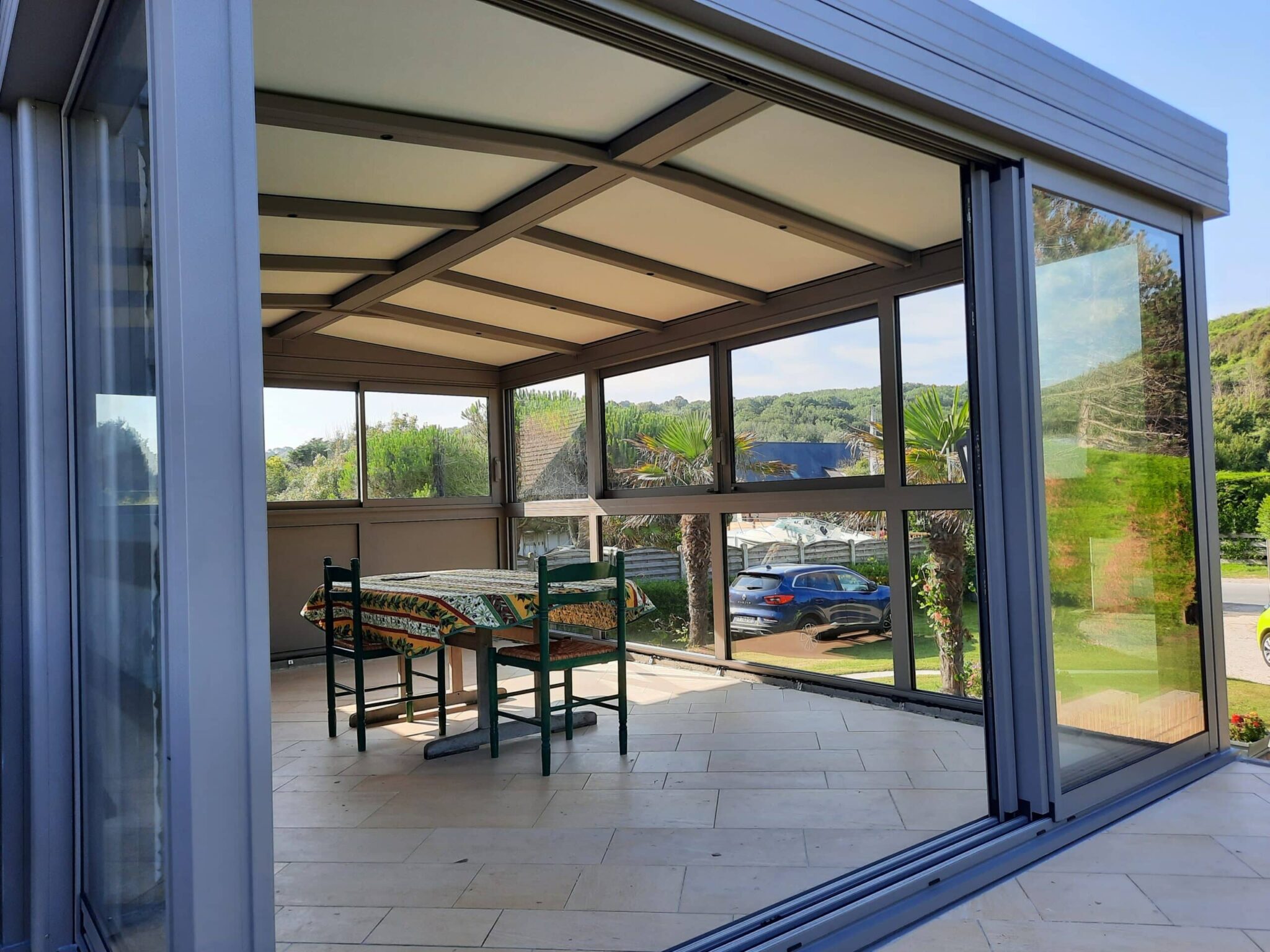 Véranda moderne au style contemporain Normandie | Blavait